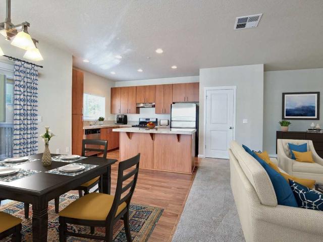 Creekview Crossing 3 Bedroom Apartment for Rent at 21759 Sw Cedar Brook Way, Sherwood, OR 97140 Sherwood Tualatin North