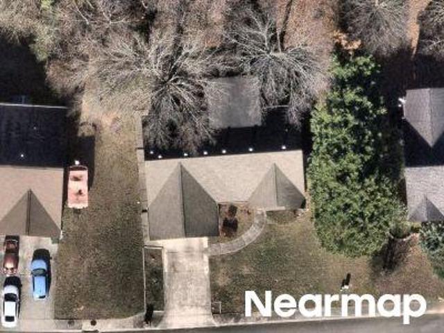 Creekview Dr