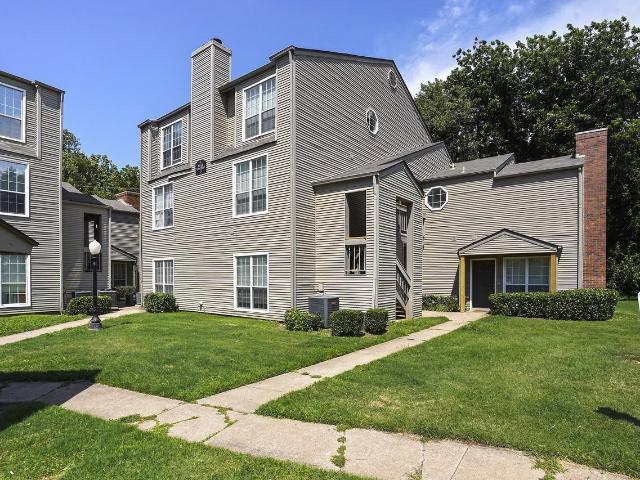 Creekwood Apartments 1 Bedroom Apartment for Rent at 8418 S 77th East Ave, Tulsa, OK 74133