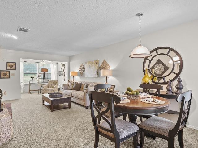 Creekwood Apartments 2 Bedroom Apartment for Rent at 8418 S 77th East Ave, Tulsa, OK 74133