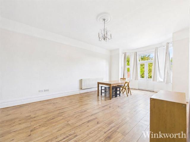 Creffield Road, Ealing, London W3, 2 bed flat to rent, £2,850 pcm | PrimeLocation