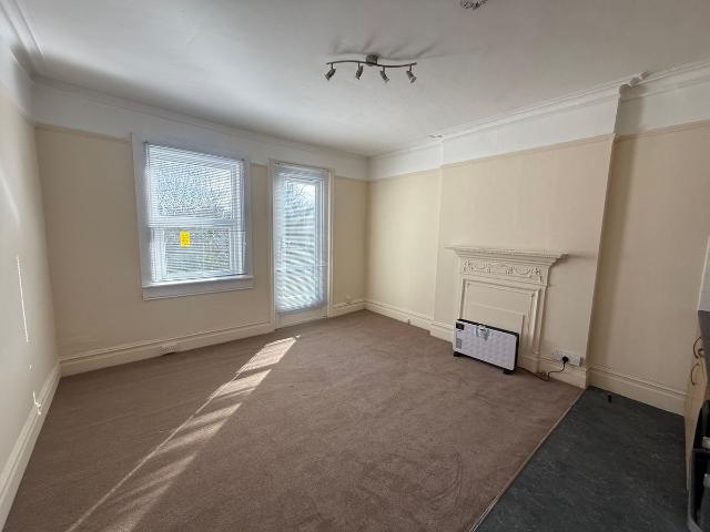 Creffield Road, Ealing W5, Room to rent, £875 pcm | PrimeLocation