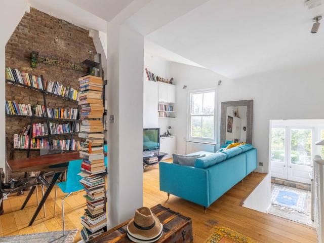 Cremorne Road, Kensington and. 2 bed flat to rent £5,850 pcm £1,350 pw