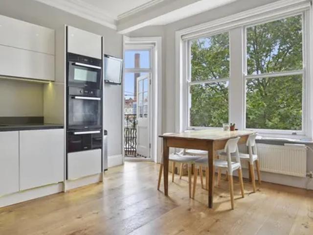 Cremorne Road, Lot's Village, London, SW10 0ND, United Kingdom | 3 bed apartment for rent #105346865 | Rentberry