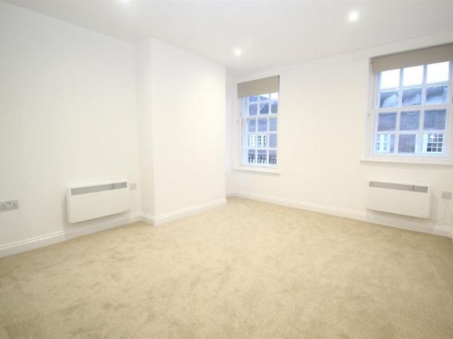 Crendon Street, High Wycombe