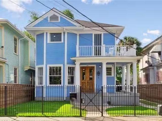 Creole French Colonial, Single Family New Orleans, LA 225 S.