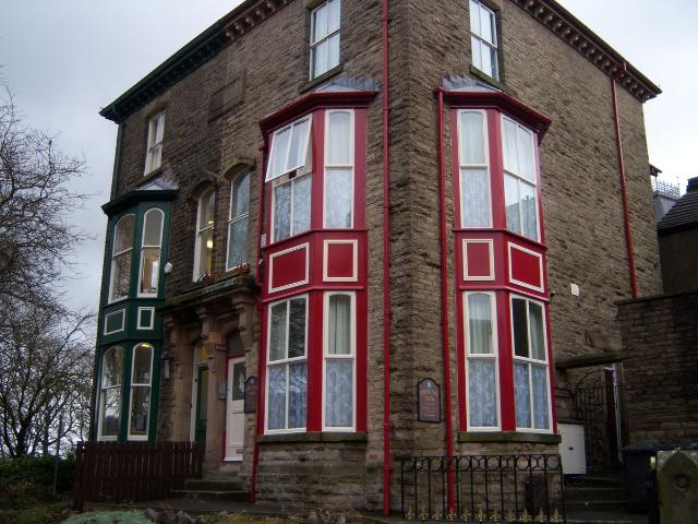 Crescent View, Buxton SK17, Room to rent, £412 pcm | PrimeLocation
