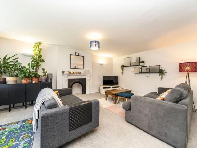 Crescent Way, SE4, London