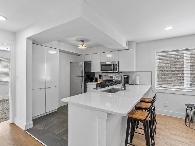 Crescent Apartments 1 Bedroom Apartment for Rent at 1136 Crescent Ave Ne, Atlanta, GA 30309 Midtown