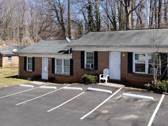 Crescent Apartments 2 Bedroom Apartment for Rent at 2611 Crescent Ln, Gastonia, NC 28052