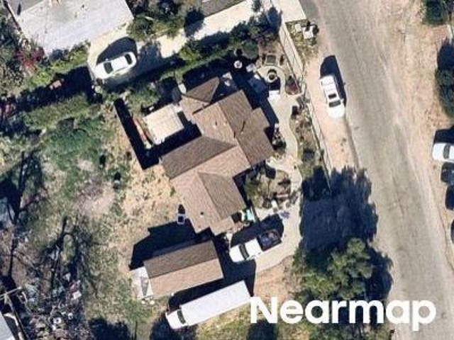Crescent Ave