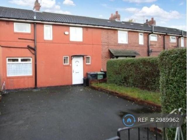 Crescent Avenue, Leeds, LS26 3 bed terraced house to rent £1,115 pcm £257 pw