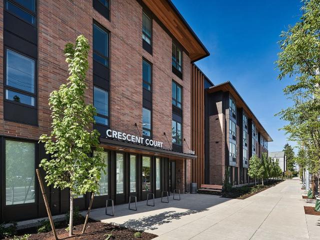 Crescent Court 2 Bedroom Apartment for Rent at 11560 Se Division St, Portland, OR 97266 Powellhurst Gilbert