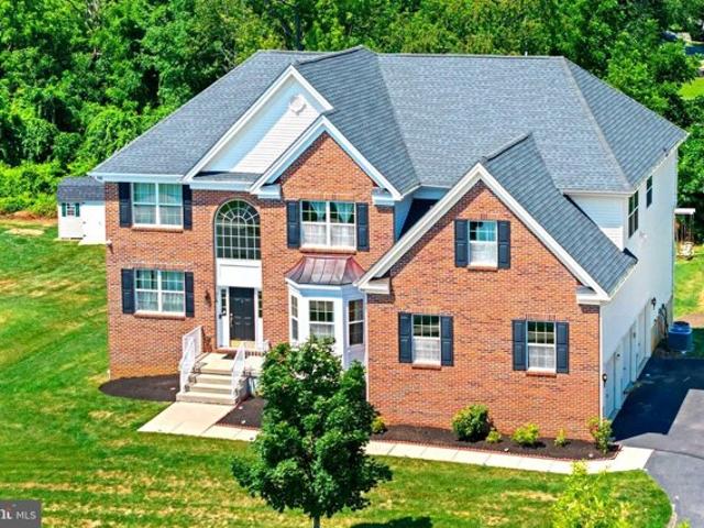 Crescent Dr, Bordentown, Home For Sale