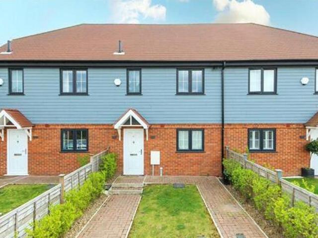 Crescent Gardens, St. Albans, 2 Bedroom Terraced