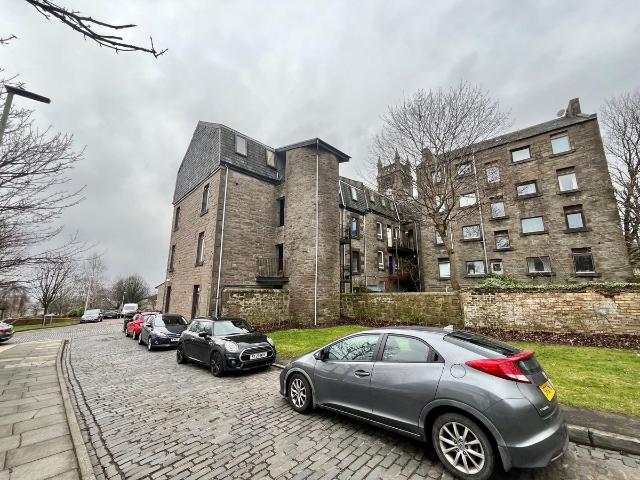 Crescent Lane, Dundee DD4, 1 bed flat to rent, £625 pcm | PrimeLocation