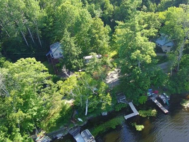 Crescent Lake Rd, Acworth, Home For Sale