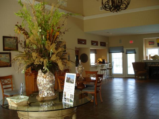 Crescent Place 3 Bedroom Apartment for Rent at 2804 Turnpike Rd, Portsmouth, VA 23707
