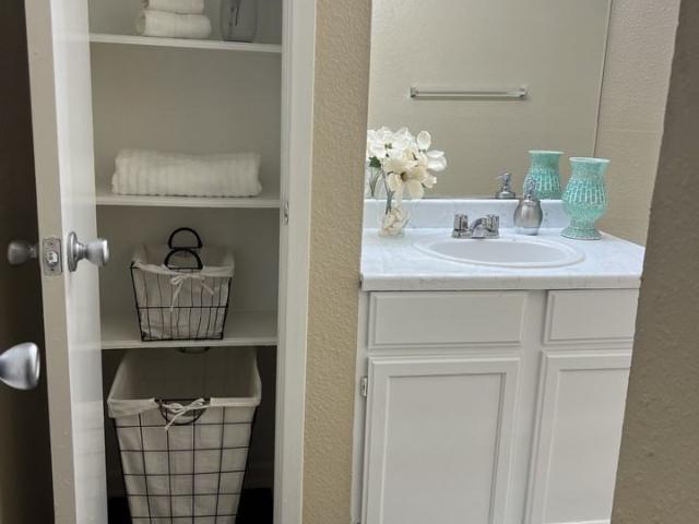 Crescent Place Apartments 2 Bedroom Apartment for Rent at 10222 S Gessner Rd, Houston, TX 77071 Greater Fondren Southwest