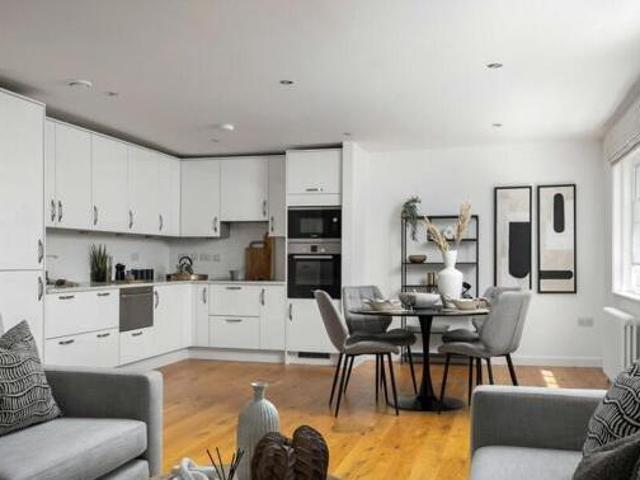 Crescent Place, John Dower House, Cheltenham, 3 Bedroom Apartment