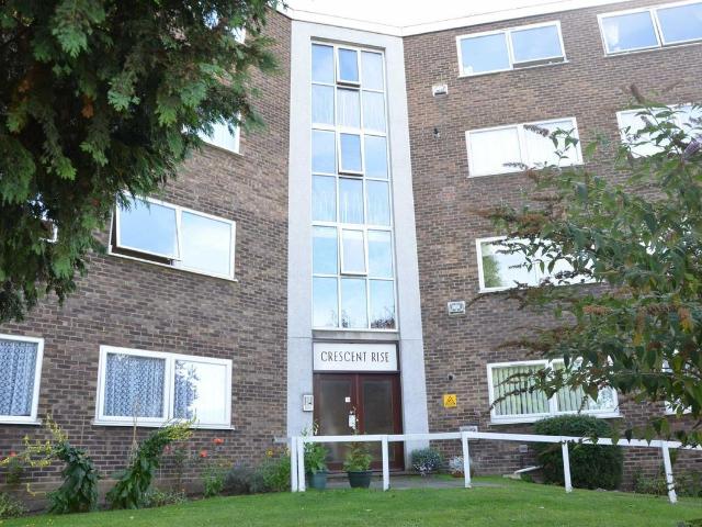 Crescent Rise, Crescent Road, West Finchley N3, 2 bed flat to rent, £2,250 pcm | PrimeLocation