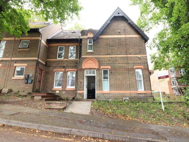 Crescent Rise LU2, 1 bed flat to rent, £900 pcm | PrimeLocation
