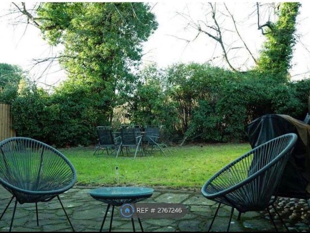 Crescent Road, London N22, Studio to rent, £1,200 pcm | PrimeLocation