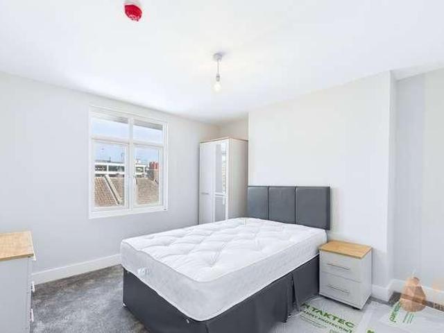 Crescent Road, Worthing, BN11