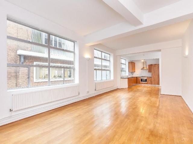 Crescent Row, London EC1Y, 1 bed flat to rent, £2,500 pcm | PrimeLocation
