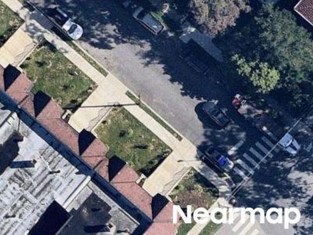Cresheim Rd
