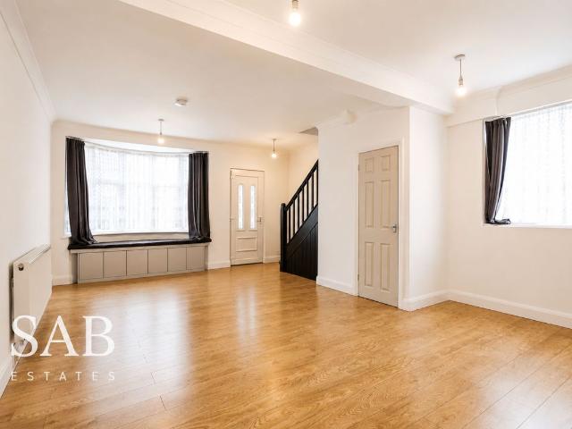 Cressage Close, Southall UB1, 3 bed terraced house to rent, £2,400 pcm | PrimeLocation