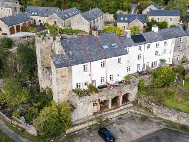 Cressbrook, Buxton, 4 Bedroom Terraced