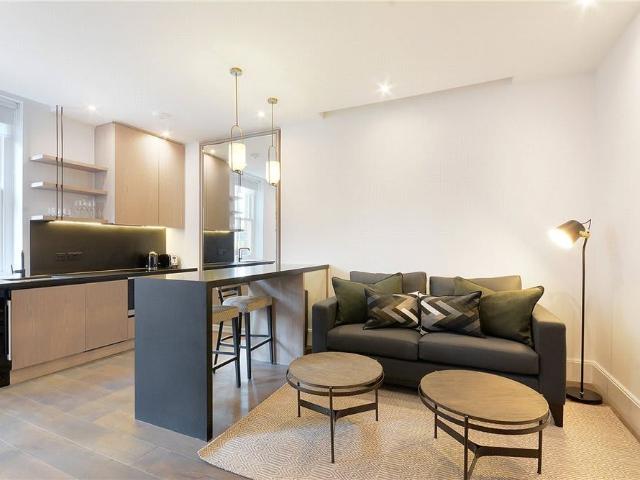 Cresswell Gardens, London, SW5