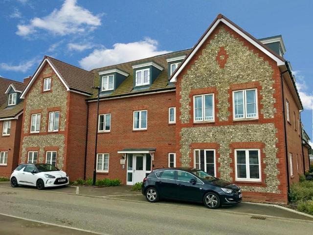 Cresswell Square, Angmering 1 bed apartment to rent £1,190 pcm £275 pw