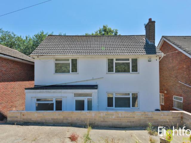 Crespin Way, Brighton 6 bed maisonette to rent £3,200 pcm £738 pw