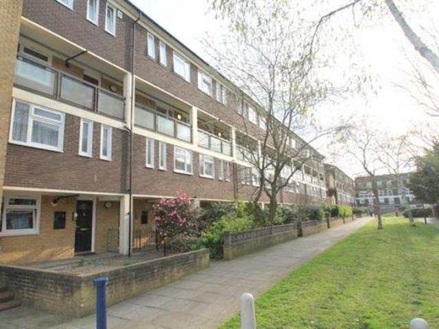 Creswick Walk, London 3 bed flat to rent £2,700 pcm £623 pw