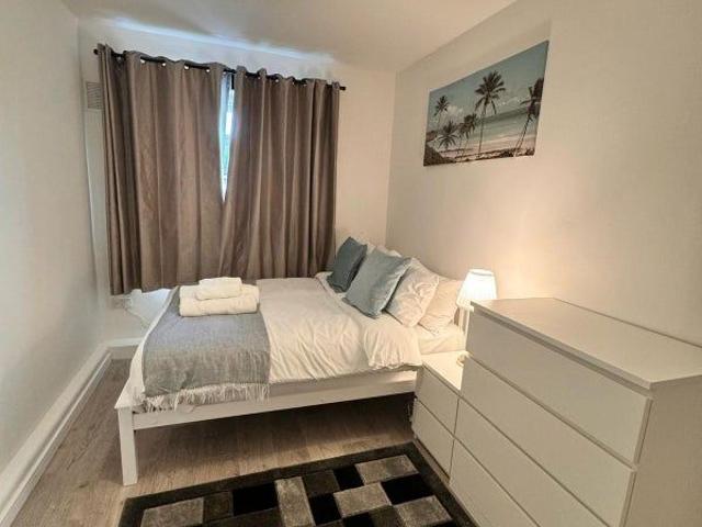 Creswick Walk, London E3, Room to rent, £900 pcm | PrimeLocation