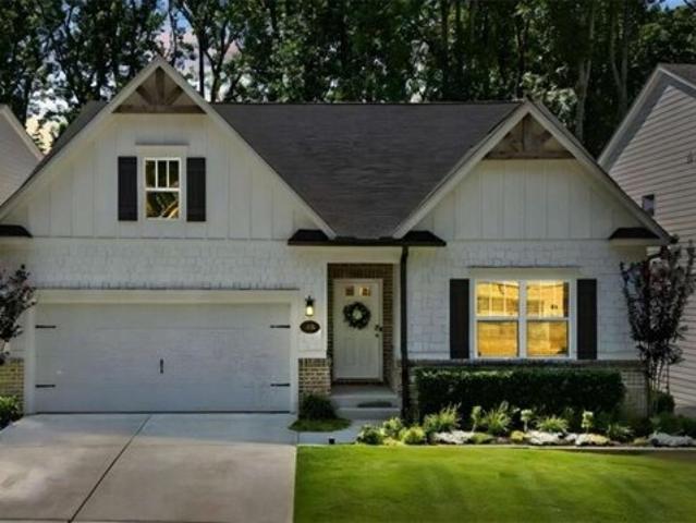 Crest Brooke Dr, Holly Springs, Home For Sale