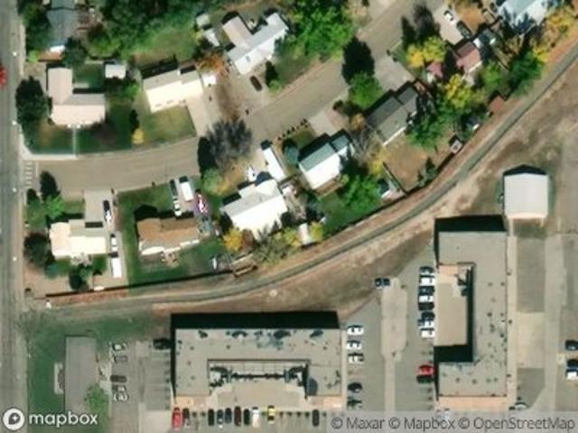 Crest Dr