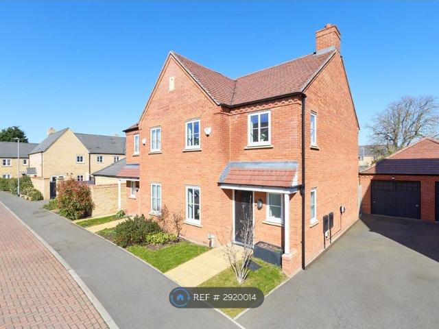 Crest Drive, Fenstanton, Huntingdon PE28, 3 bed semi detached house to rent, £1,600 pcm | PrimeLocation