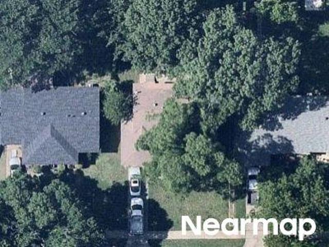 Crest Ridge Dr