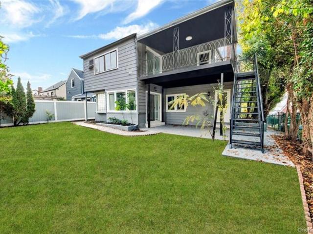 Crestmont Ave, Yonkers, Home For Sale