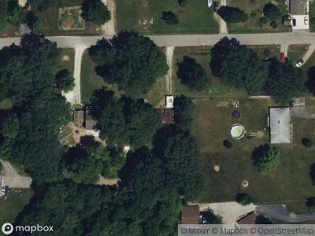 Crestmont Dr