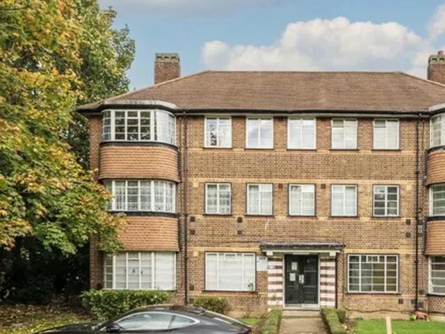 Cresta Court, London, W5 3DE, United Kingdom | 2 bed apartment for rent #139543179 | Rentberry