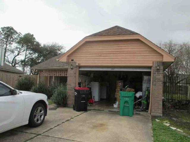 Crestbriar Ct
