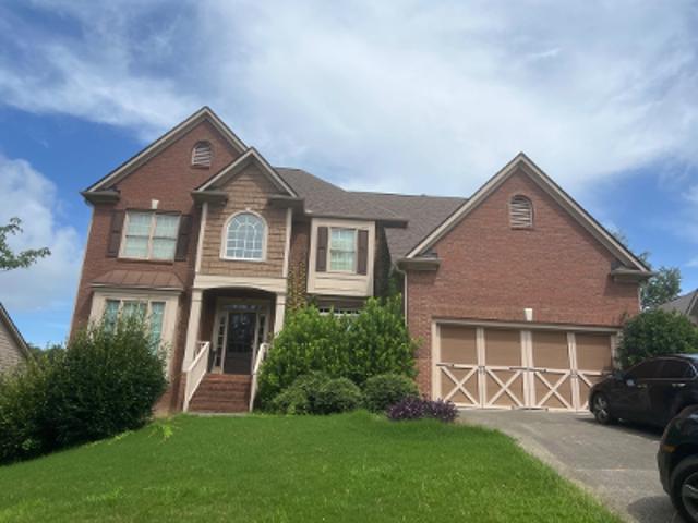Crestbrook Dr