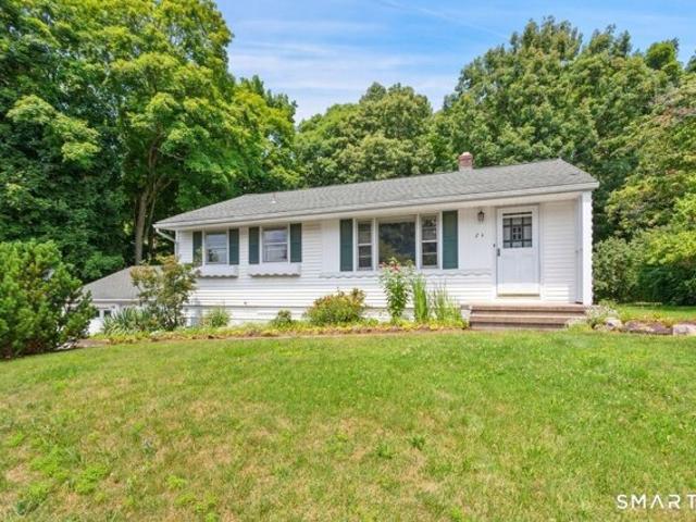 Crestdale Dr, Danbury, Home For Sale