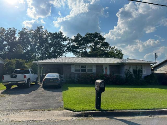 Crestline Dr SW