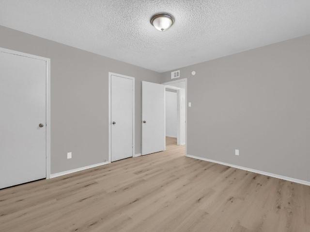 Crestridge Apartments 3 Bedroom Apartment for Rent at 3200 W Walnut St, Garland, TX 75042