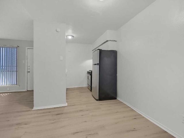 Crestridge Apartments 1 Bedroom Apartment for Rent at 3200 W Walnut St, Garland, TX 75042